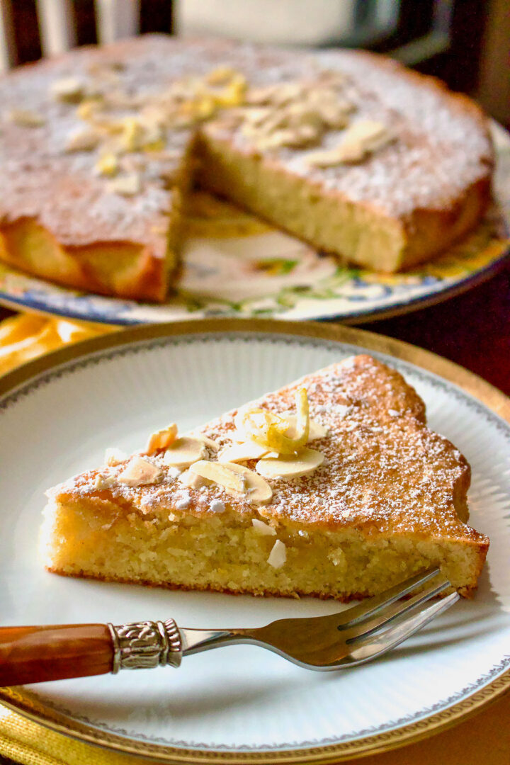 Spanish Almond Cake (Tarta De Santiago) – The Bossy Kitchen