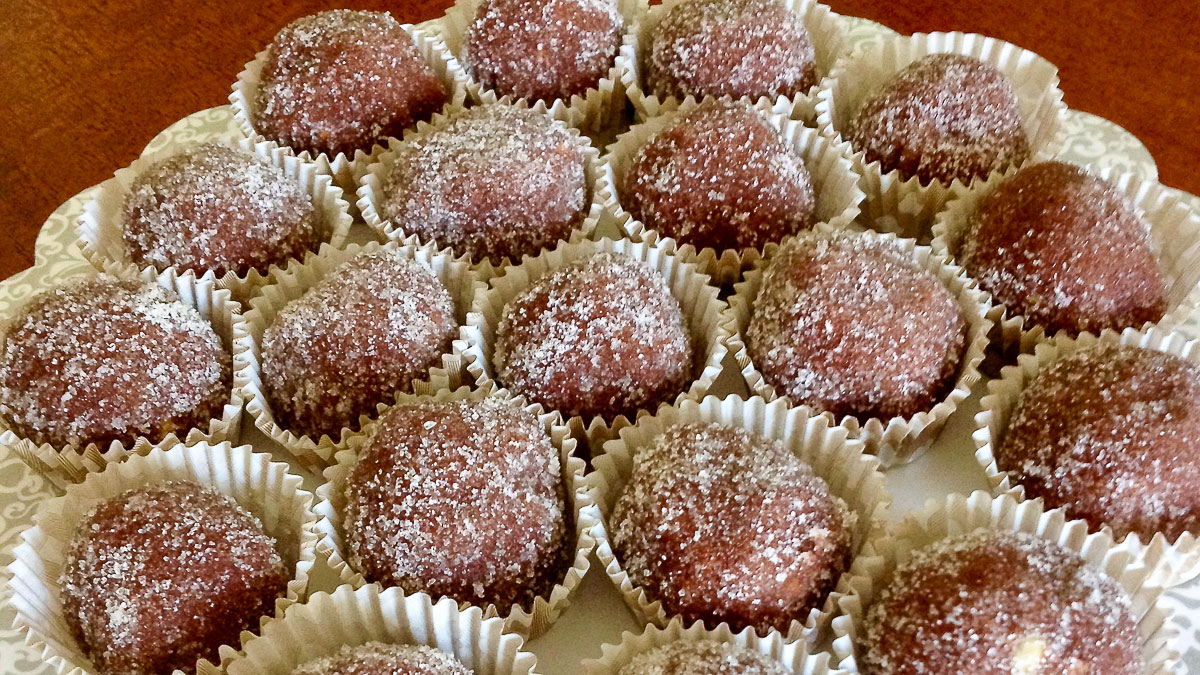 Rum Balls Recipe- The Bossy Kitchen