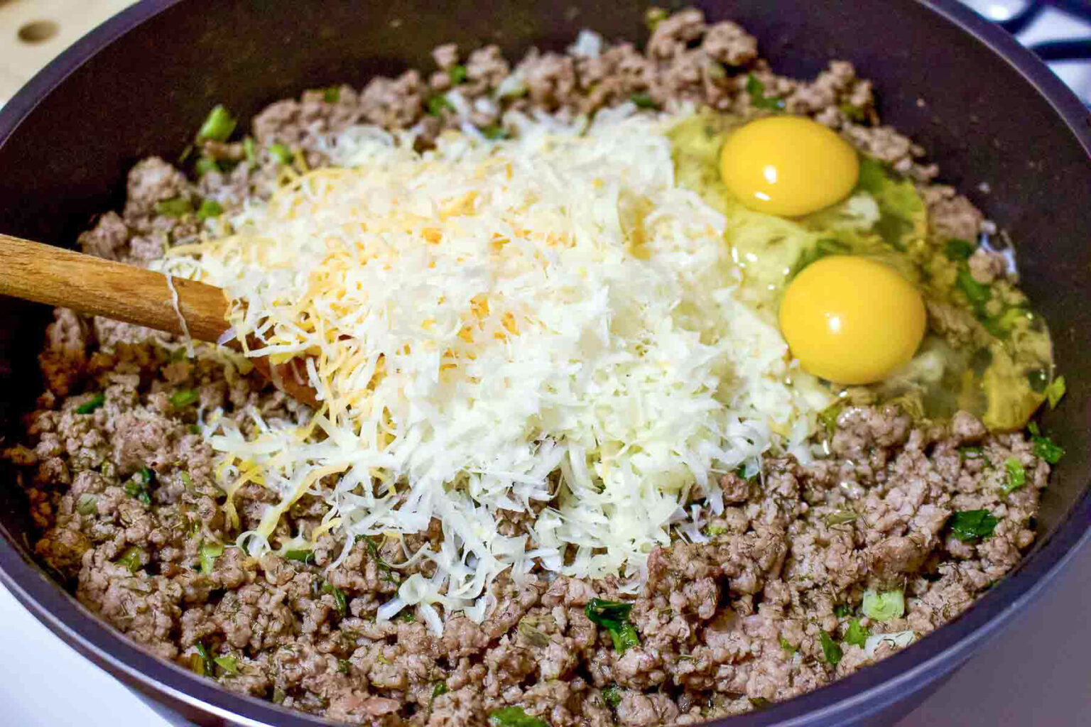 Easter Puff Pastry Minced Meat Pie Recipe – The Bossy Kitchen