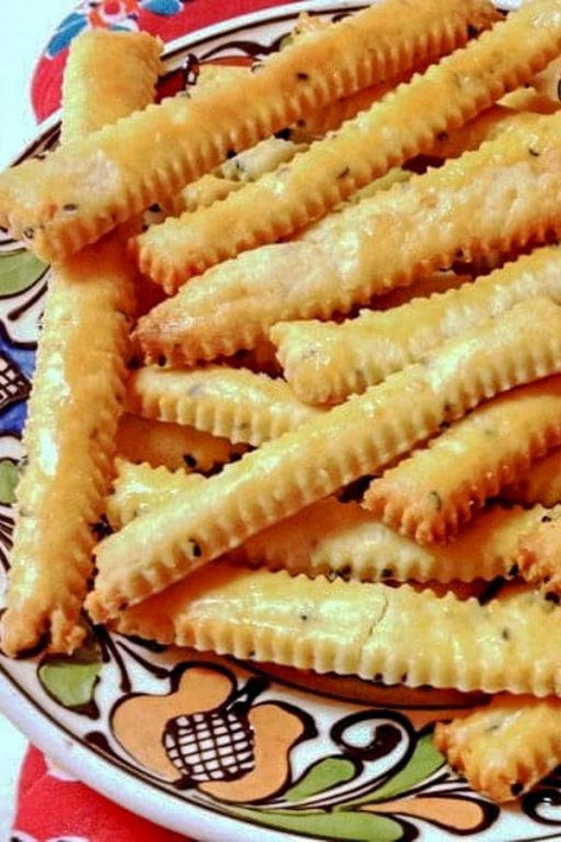 Cheddar Cheese Straws – The Bossy Kitchen