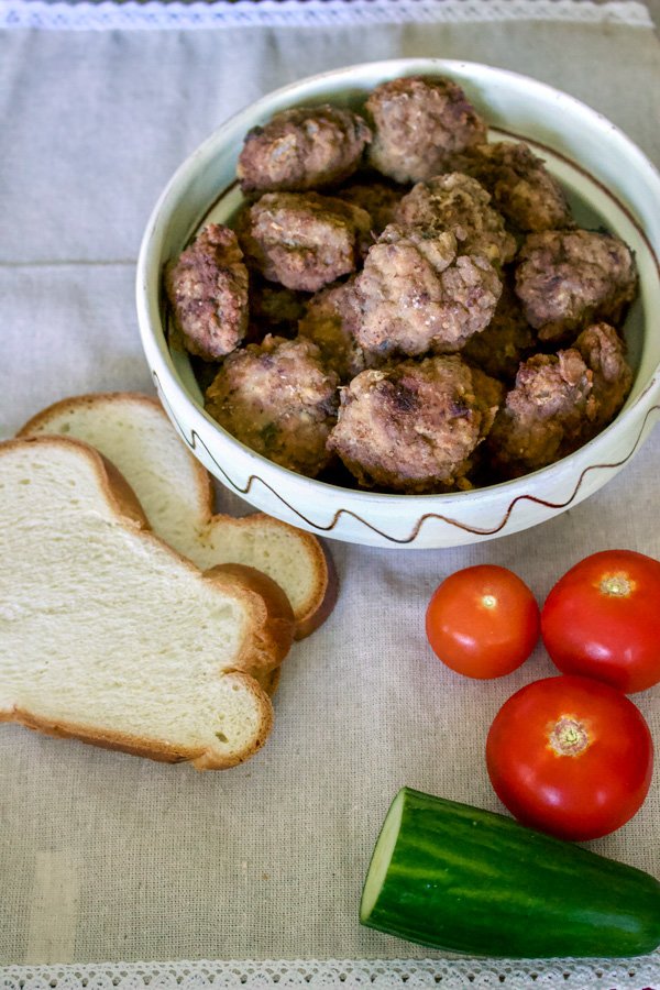 Romanian Meatballs (Chiftele) Recipe