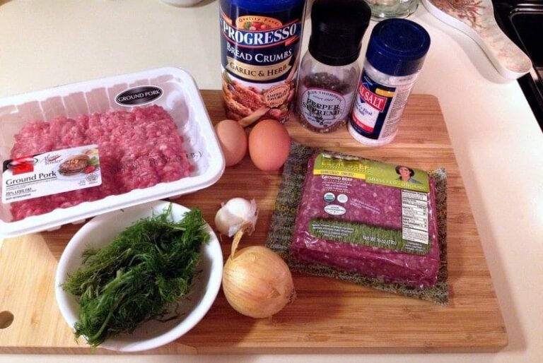 Romanian Meatballs (Chiftele) Recipe – The Bossy Kitchen