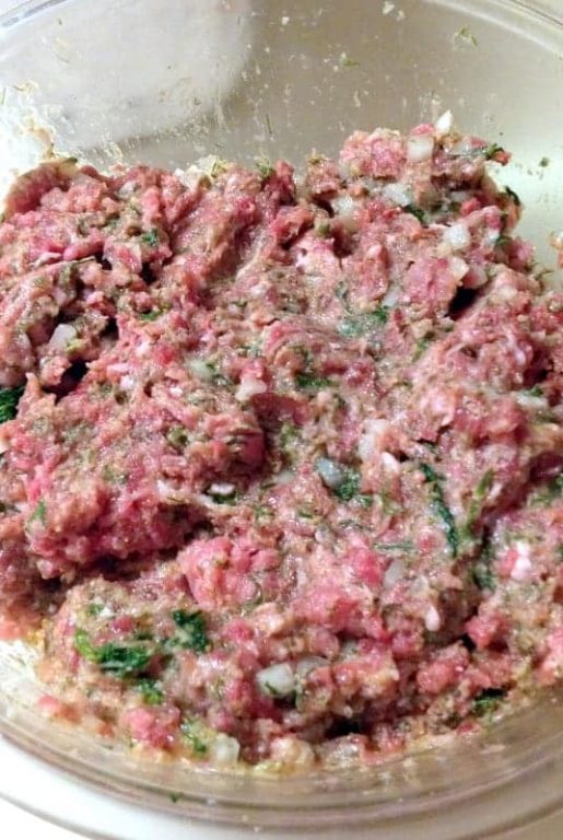 Romanian Meatballs (Chiftele) Recipe – The Bossy Kitchen