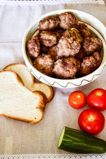 Romanian Meatballs (Chiftele) Recipe – The Bossy Kitchen