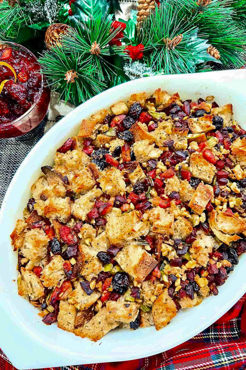 Thanksgiving Sausage And Cranberry Stuffing – The Bossy Kitchen
