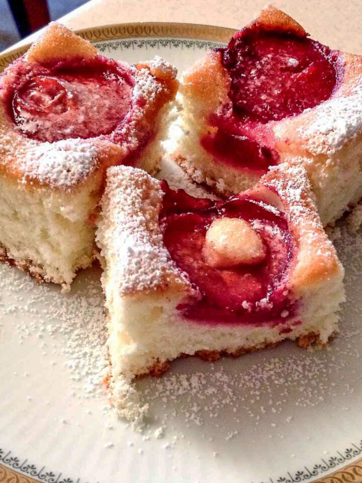 Spiced Plum Crumble Tart – The Bossy Kitchen