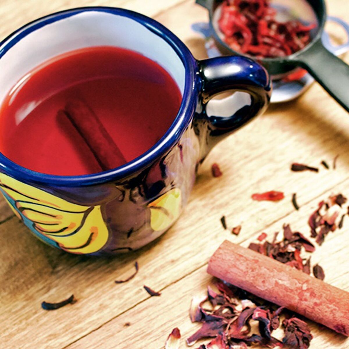 Hibiscus-Cinnamon Tea- Te De Jamaica Y Canela