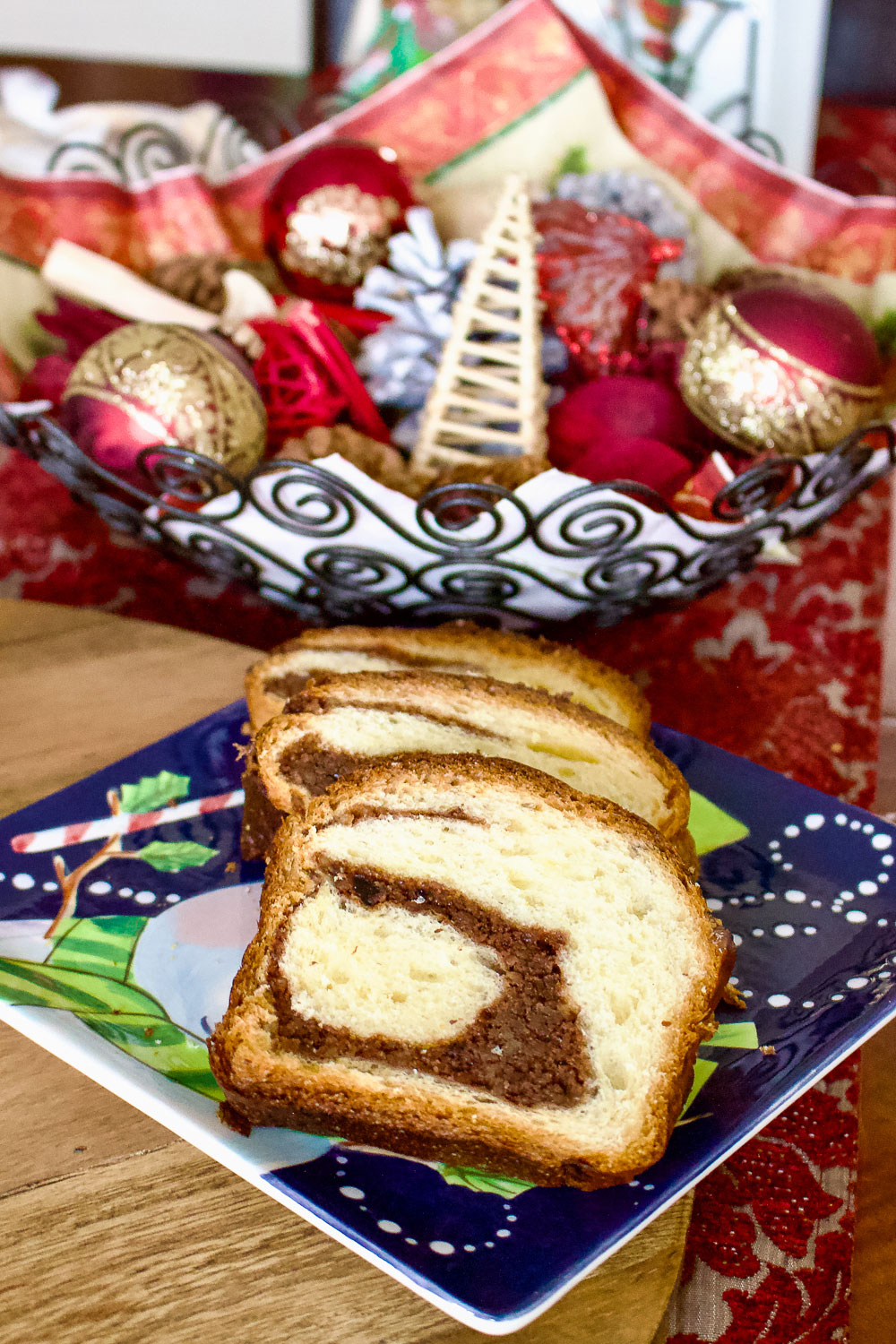 Romanian Traditional Sweet Bread With Walnuts- Cozonac – The Bossy Kitchen