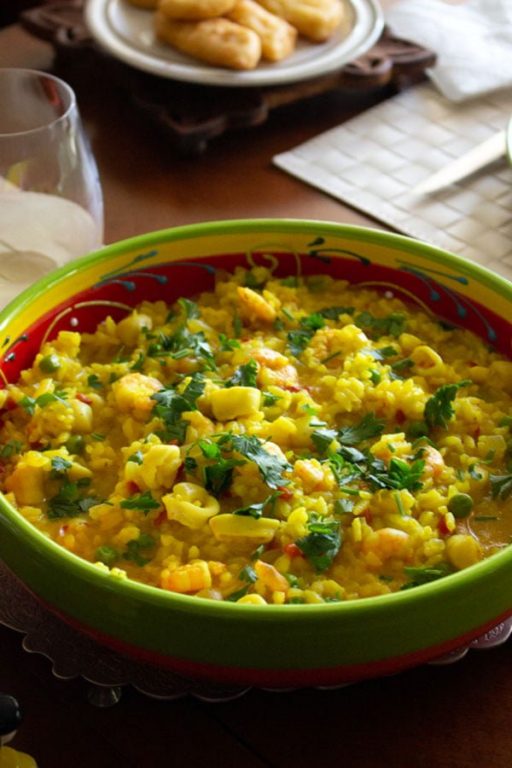 Easy Yellow Rice With Seafood- The Bossy Kitchen