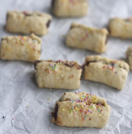 Christmas Cookies & Bars From Around The World