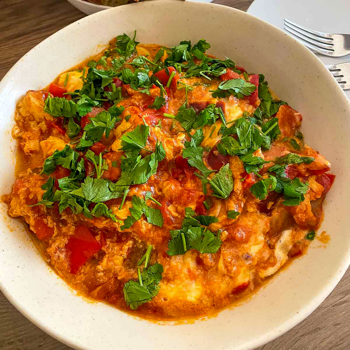 Balkan Pepper & Tomato Sauté (Piperchi țârgâsiti) – The Bossy Kitchen