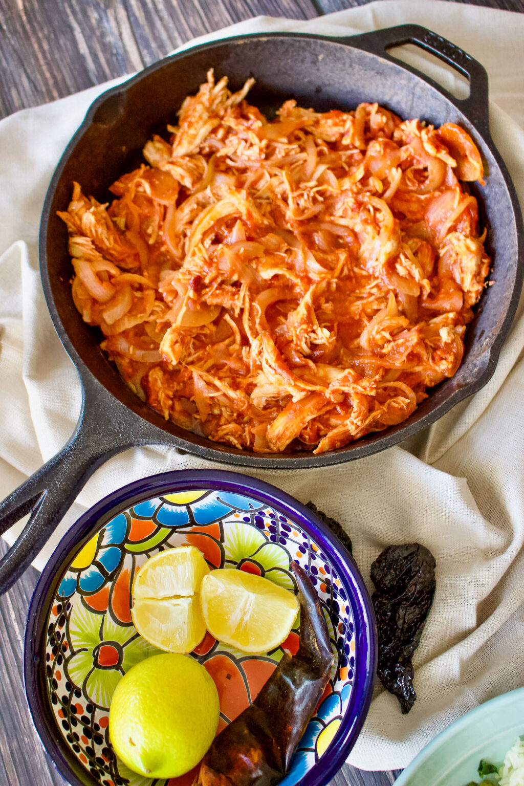 Authentic Chicken Tinga(The Best Tinga De Pollo) – The Bossy Kitchen