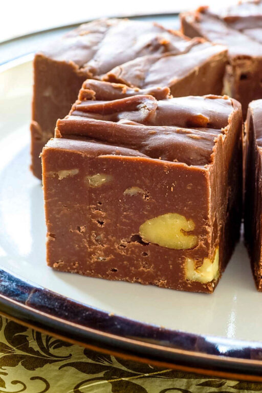 Coffee Chocolate Fudge With Pecans – The Bossy Kitchen