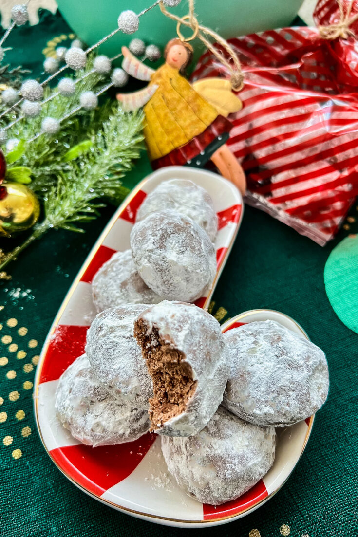 Peanut Butter Snowball Cookies- The Bossy Kitchen
