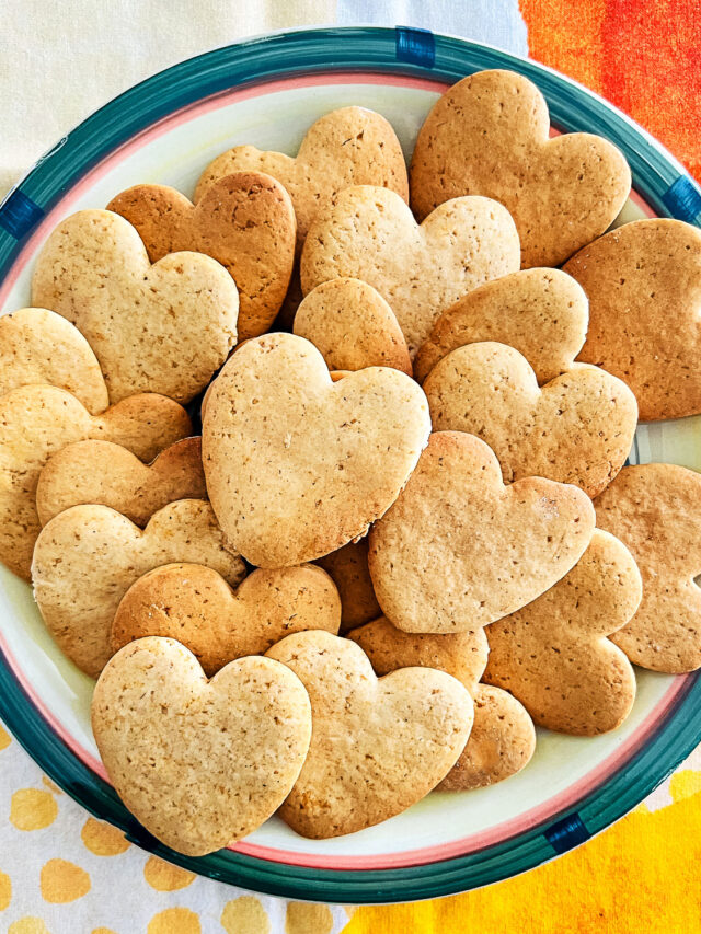 Mini Turnover Cookies With Jam – The Bossy Kitchen