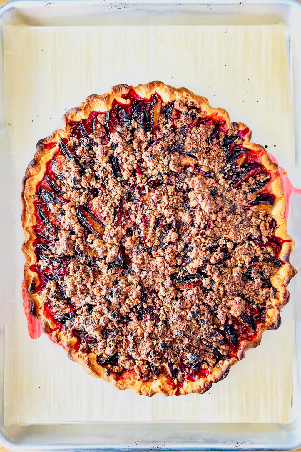 Spiced Plum Crumble Tart – The Bossy Kitchen